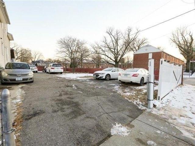 land Providence RI DLS101783348