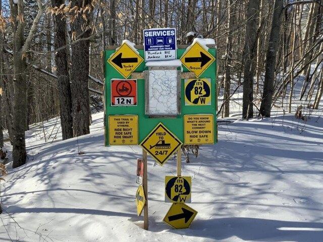 land Rumford ME ES105280085