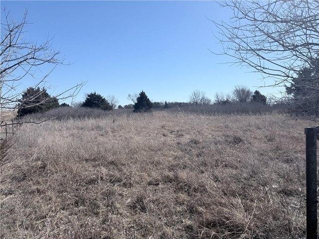 Land Rd, Neodesha, KS 66757