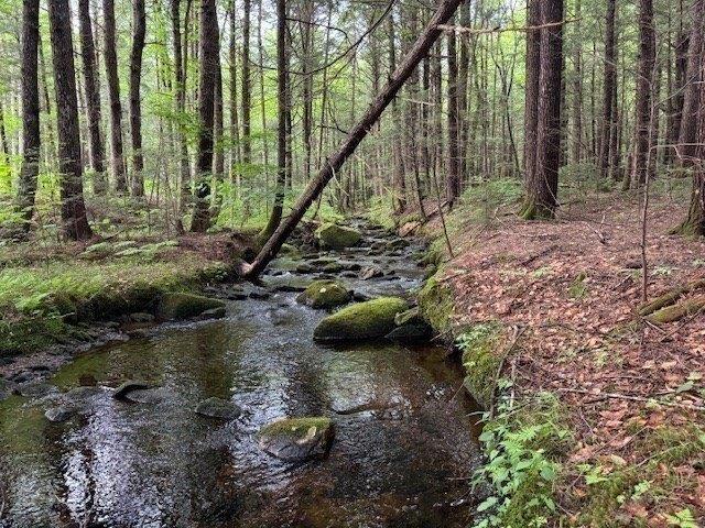 land Rowe MA ES105537157