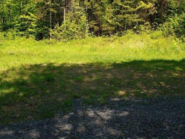 land Roxbury VT ES104192585
