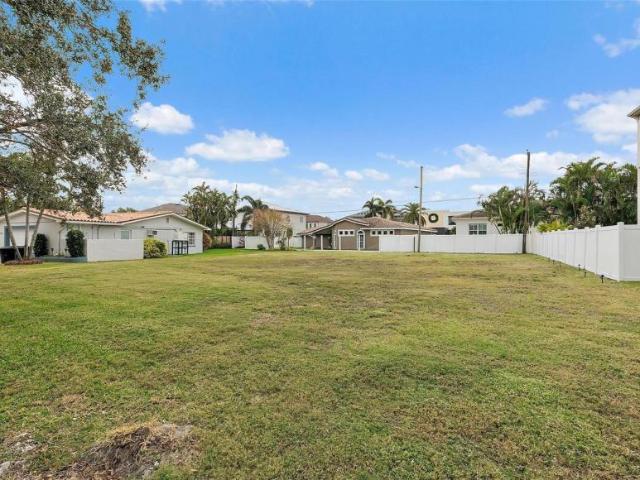 land St Petersburg FL DLS102243879