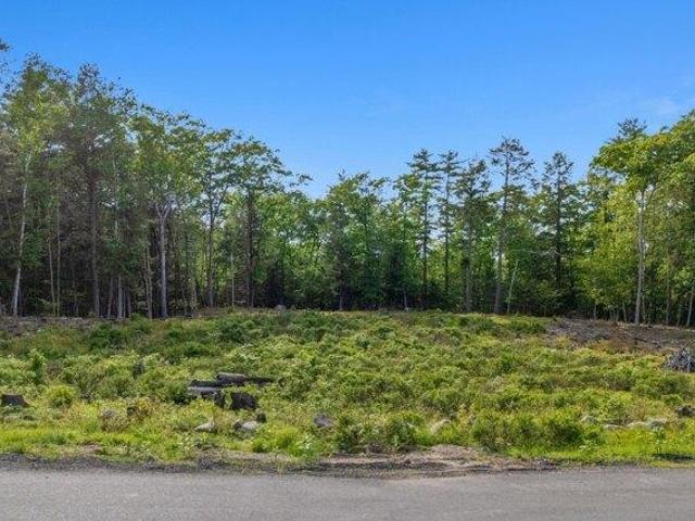 land Standish ME DS103932714