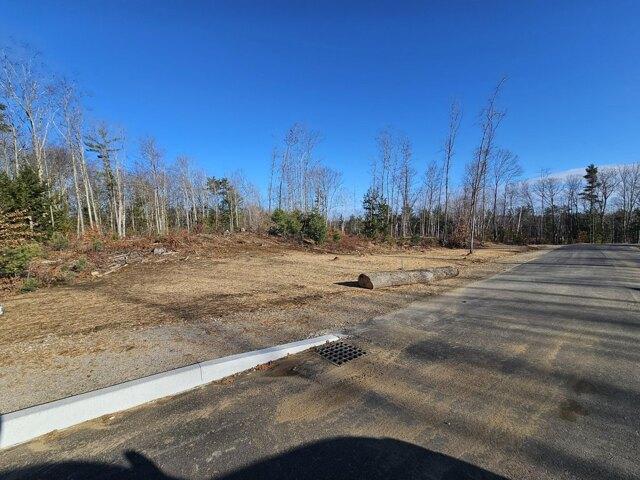 land Standish ME ES104850863