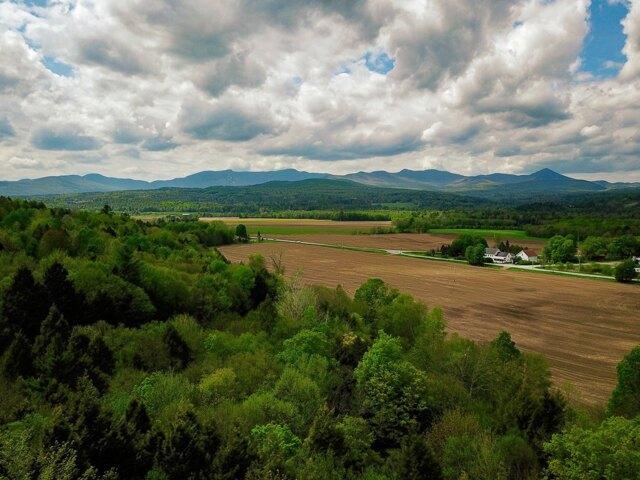 land Stowe VT DS103499210