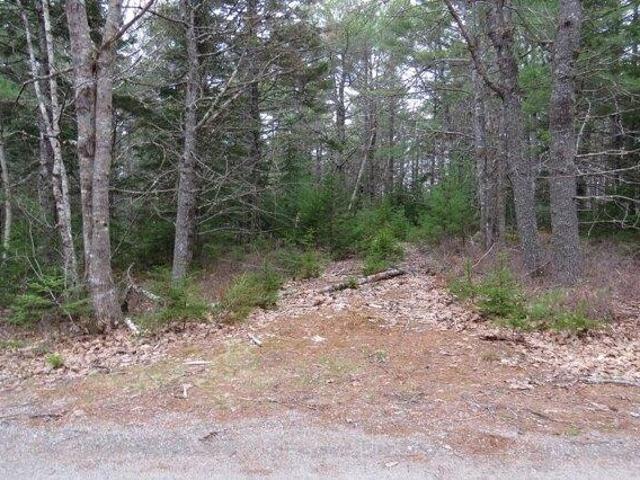 land Sullivan ME DS102477671