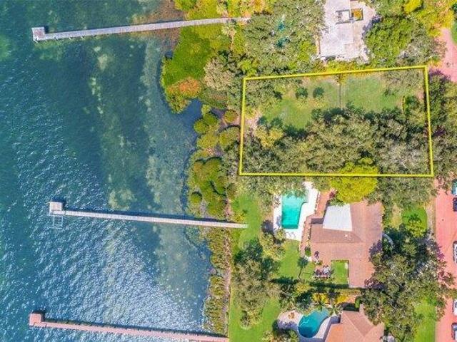 land Saint Petersburg FL DLS92443920