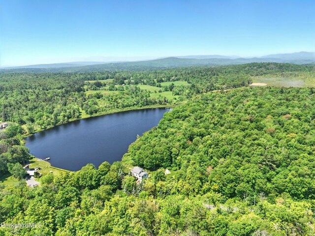 land Sandisfield MA ES103184933