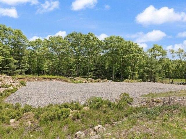 land Sharon MA DS103887851