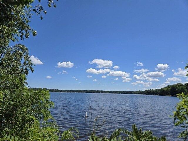 land Sharon MA ES104569731