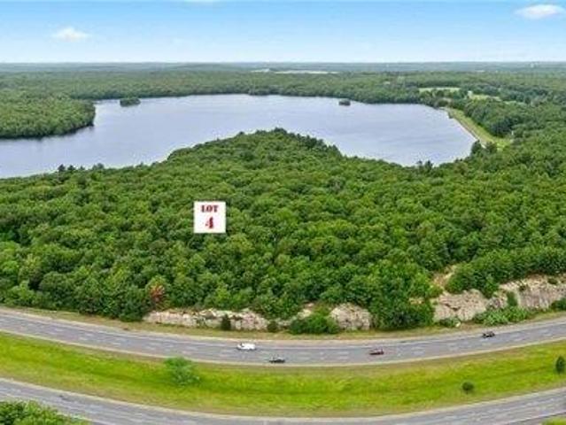land Smithfield RI ES104790333
