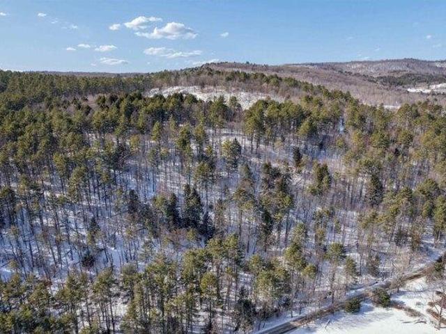 land Tunbridge VT DS103073866