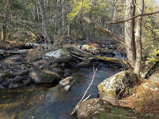 land Tamworth NH ES104478595
