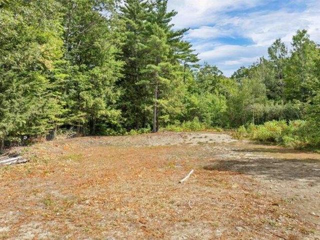 land Tamworth NH ES103074929