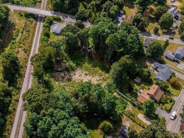 land Taunton MA DS102345985