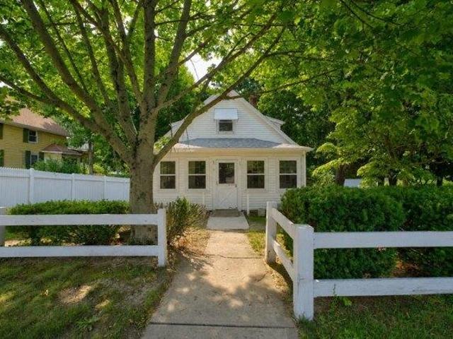land Taunton MA ES105495675