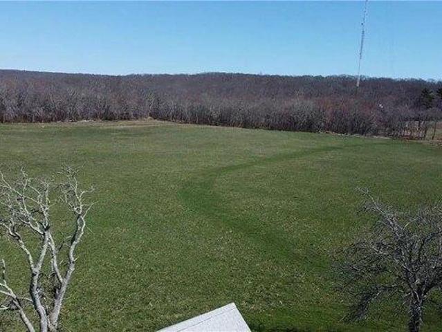 land Tiverton RI ES103222593