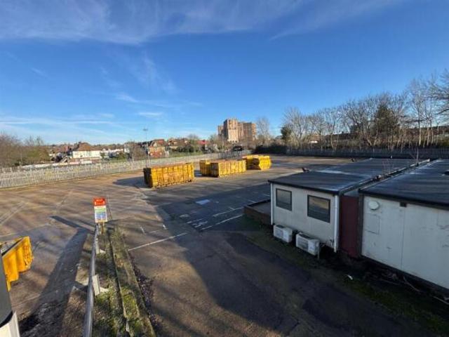 Land to lease in Open Storage Land, 54 Neasden Lane, London, NW10 2UJ, NW10