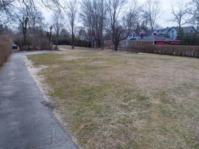 land Village Of Southampton NY DS102715659