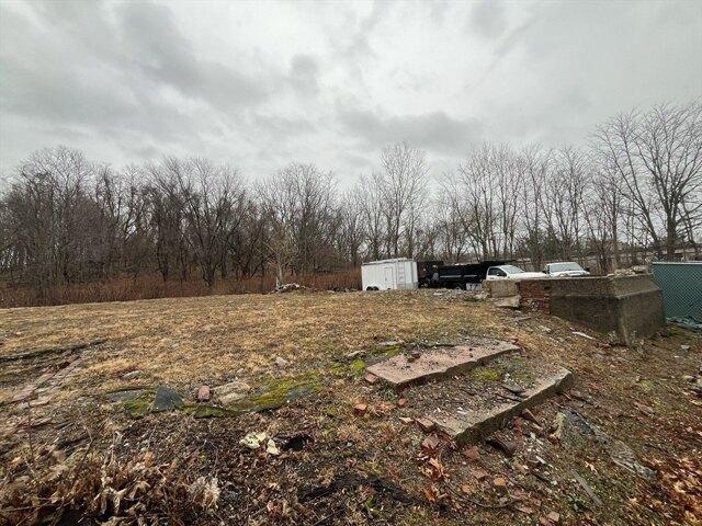 land Waltham MA DLS102369621