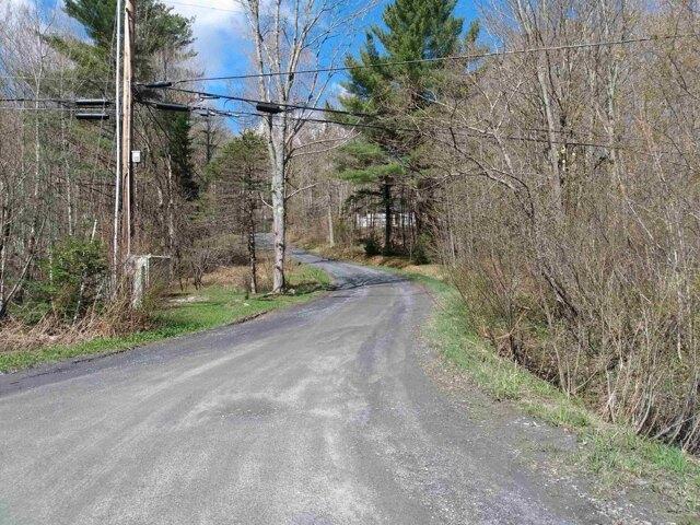 land Warren VT ES103437409