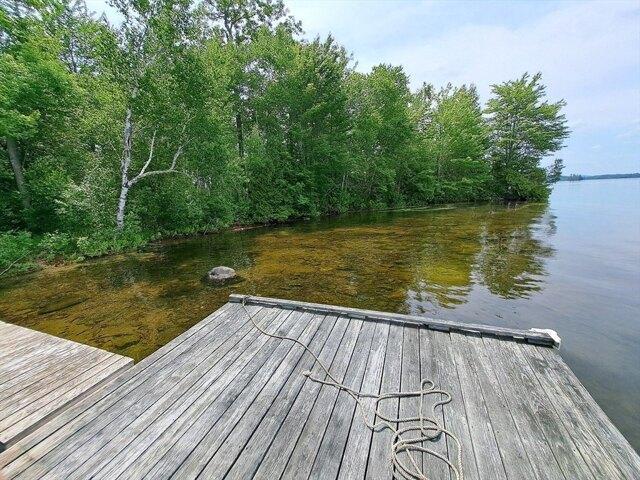land West Gardiner ME ES104869461