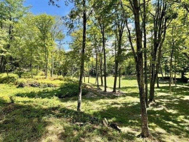 land West Stockbridge MA DS102064283