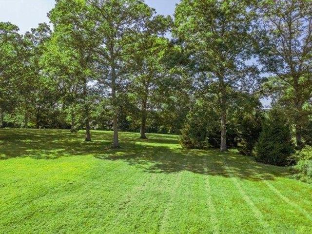land West Tisbury MA DS102585687