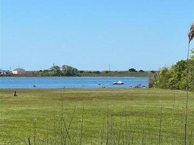 land Westerly RI ES104408791
