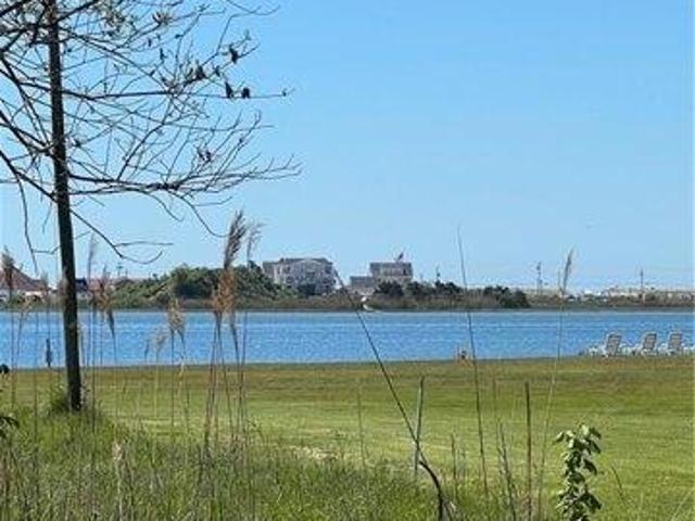 land Westerly RI ES105093092
