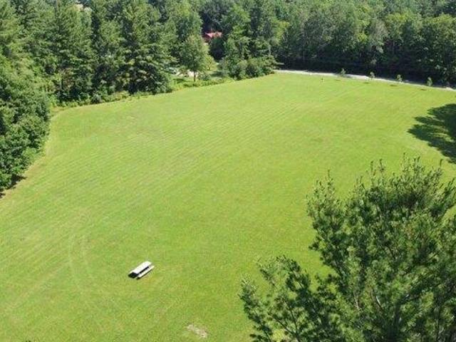 land Westfield VT ES104443299