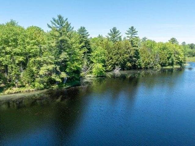 land Windsor ME ES105157995
