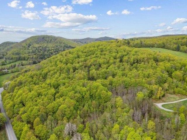 land Woodstock VT ES103497444
