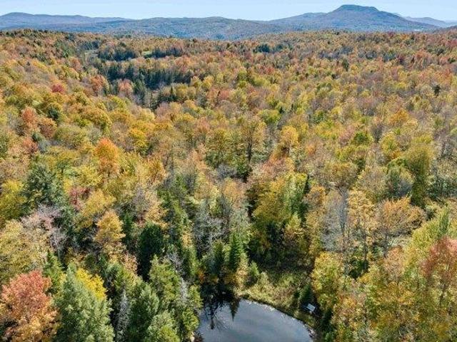 land Wolcott VT DS102594888