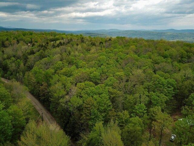 land Wolcott VT ES104902297