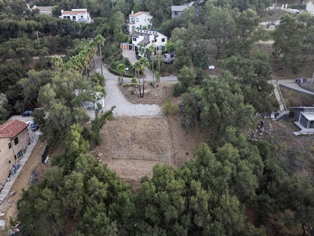 Land