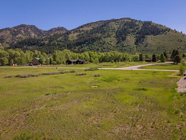 Land