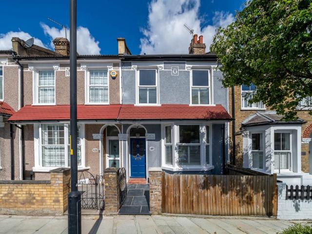 Landells Road, East Dulwich, SE22 4 bed semi detached house to rent £4,750 pcm £1,096 pw