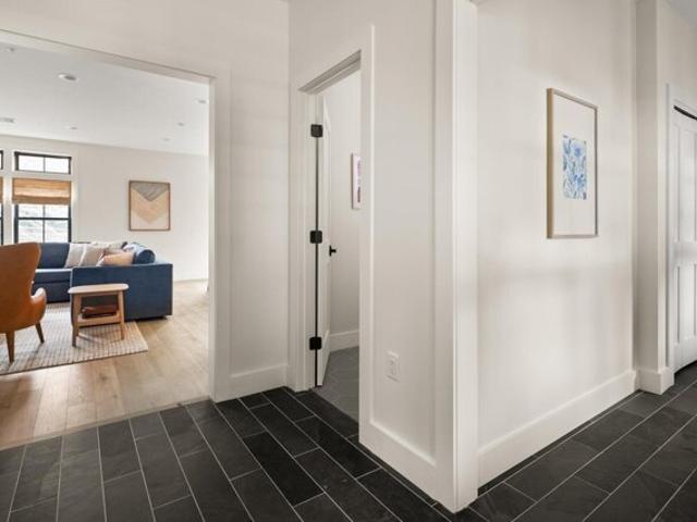Landing Cir Unit C, Stowe, Home For Sale