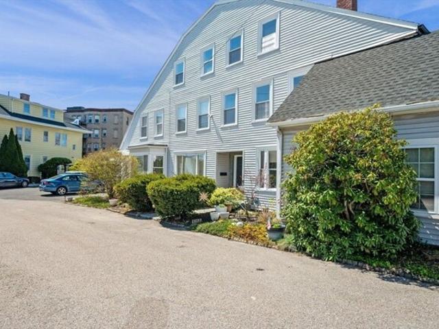 Landon Cir Unit,lynn, Condo For Sale