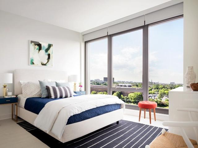 Landmark West Loop 2 Bedroom Apartment for Rent at 1035 W Van Buren St, Chicago, IL 60607 Near West Side