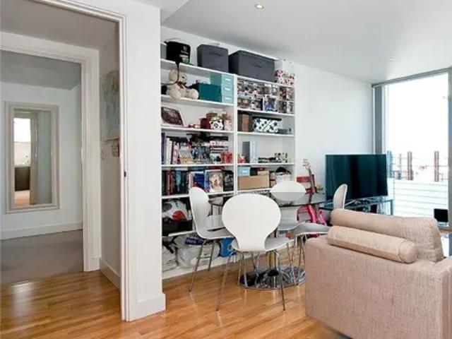 Landmark West Tower, 22 Marsh Wall, London, E14 8LD, United Kingdom | 1 bed apartment for rent #140225983 | Rentberry