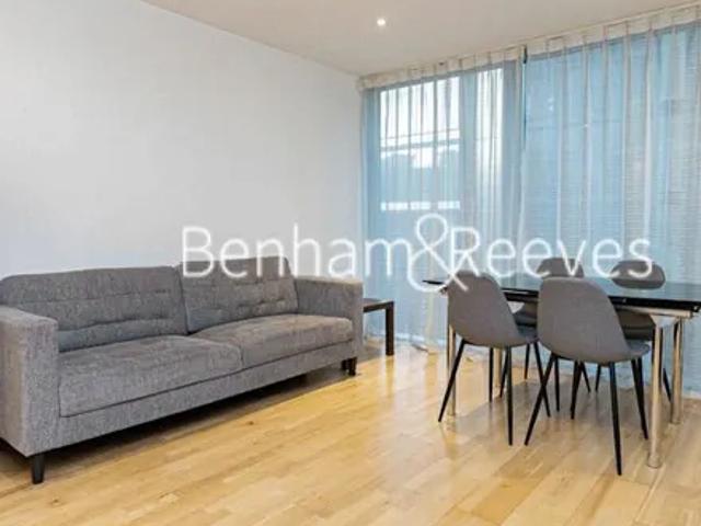 Landmark West Tower, 22 Marsh Wall, London, E14 8LD, United Kingdom | 1 bed apartment for rent #136868365 | Rentberry