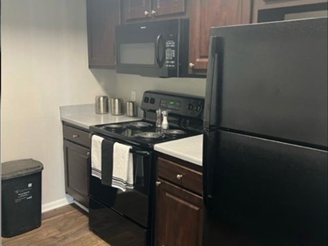 Landmark at Pine Court 1 Bedroom Apartment for Rent at 3900 Bentley Dr, Columbia, SC 29210