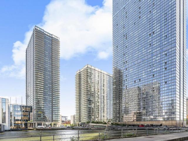 Landmark Building, West Tower, 24. 1 bed apartment to rent £2,379 pcm £549 pw