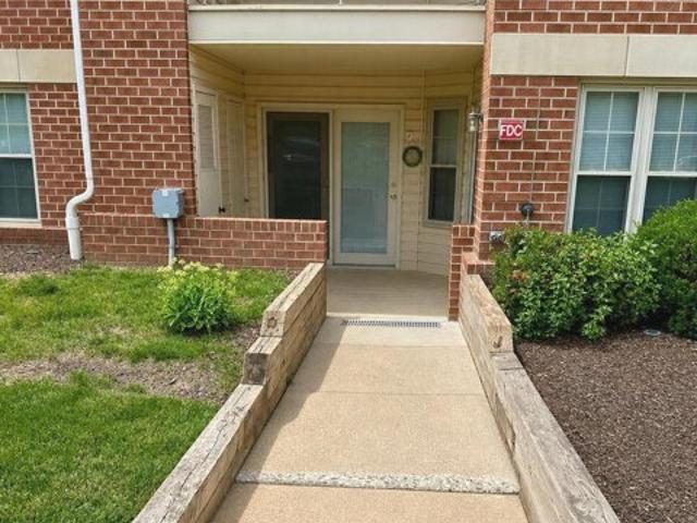 Landmark Dr Apt J, Forest Hill, Condo For Sale