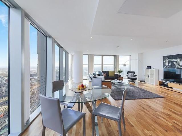 Landmark East Tower, 22 Marsh Wall, London E14, 3 bed flat to rent, £4,749 pcm | PrimeLocation