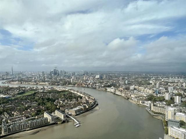 Landmark Pinnacle, 10 Marsh Wall, London E14, 1 bed flat to rent, £2,900 pcm | PrimeLocation