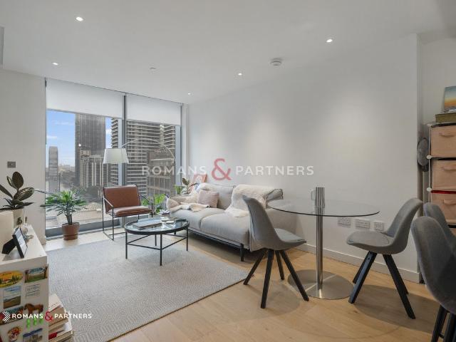 Landmark Pinnacle, Canary Wharf E14, 1 bed flat to rent, £2,900 pcm | PrimeLocation