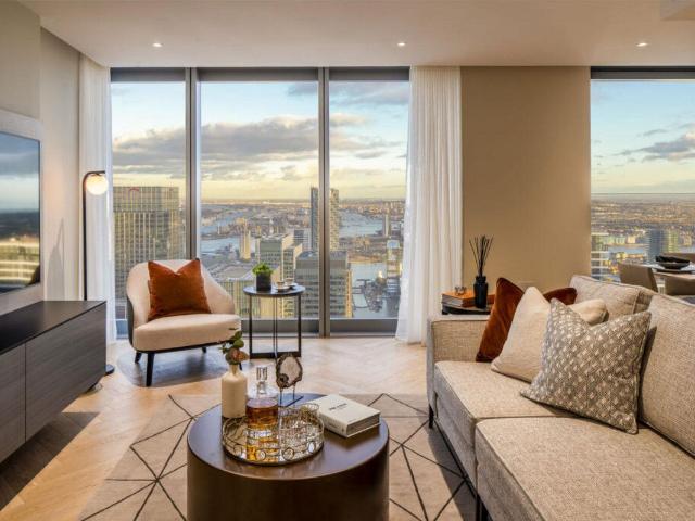 Landmark Pinnacle, Canary Wharf E14, 3 bed flat to rent, £5,250 pcm | PrimeLocation